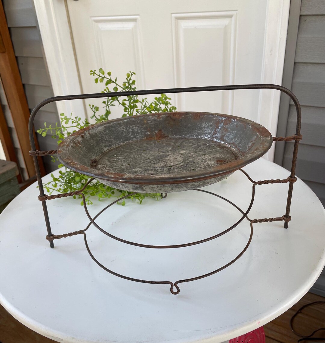 Vintage 3-tier Wire Pie Display With One Mello-rich Tin Pie Pan, Bake ...