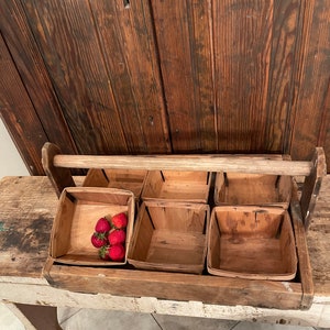 Vintage Wooden Berry Box Carrier With 6 Wooden Berry Baskets, 1940's or ...