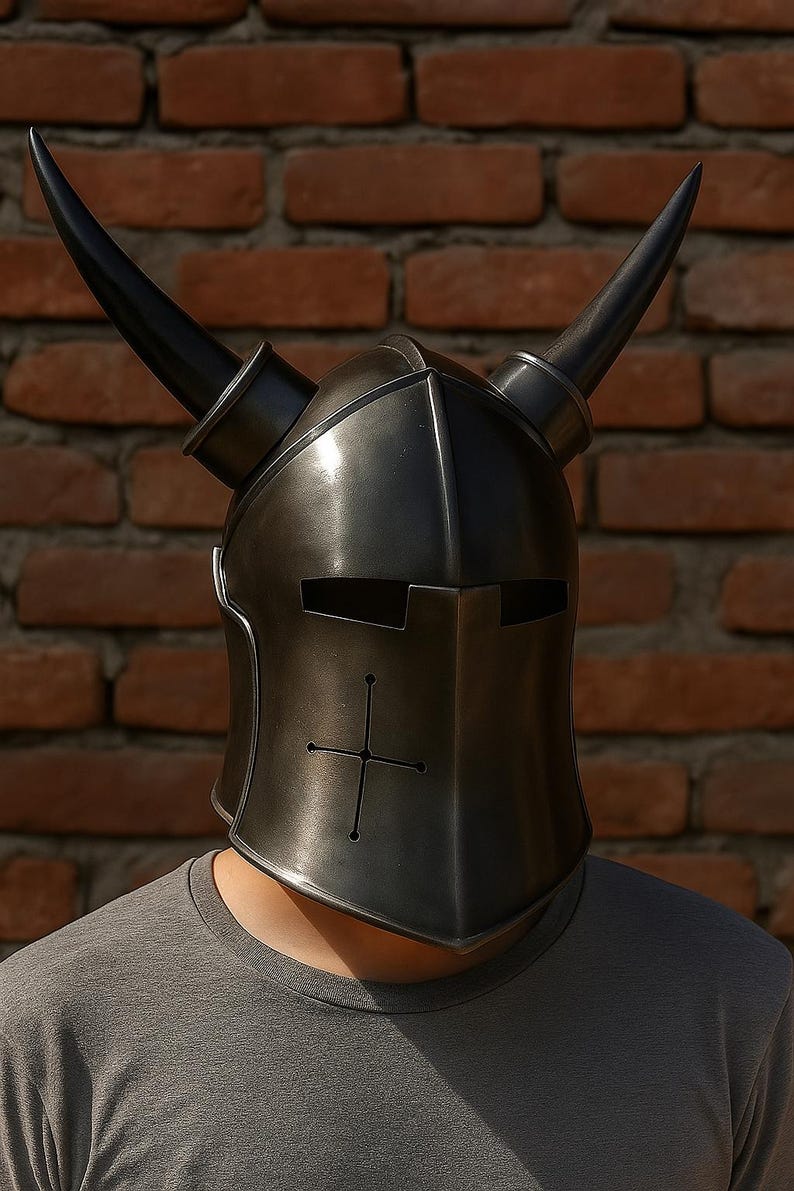 Medieval Knight Horned Helmet Gothic Black Halloween Armor Cosplay ...