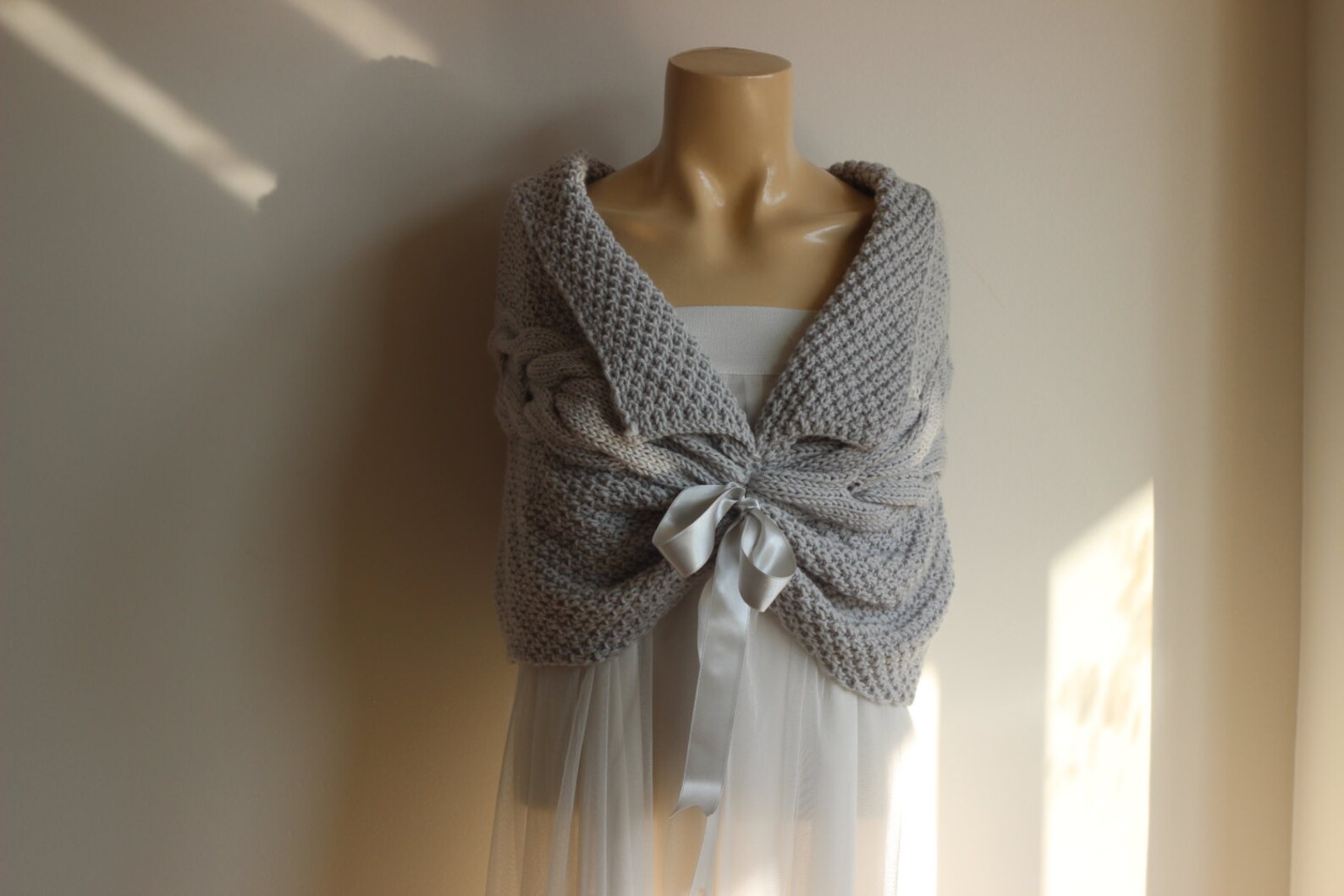 Light Gray Capelet / Wedding Wrap Shrug Bolero/hand Knit | Etsy