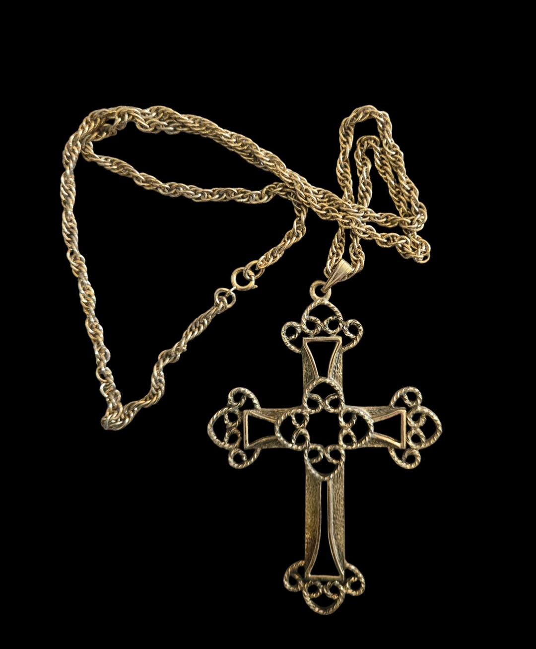 Sarah Coventry Victorian Cross Necklace LE 1973 - Etsy
