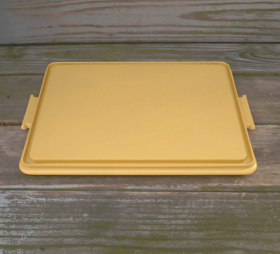 Vintage Tupperware Sheet Cake Carrier Base 622-2 - Etsy