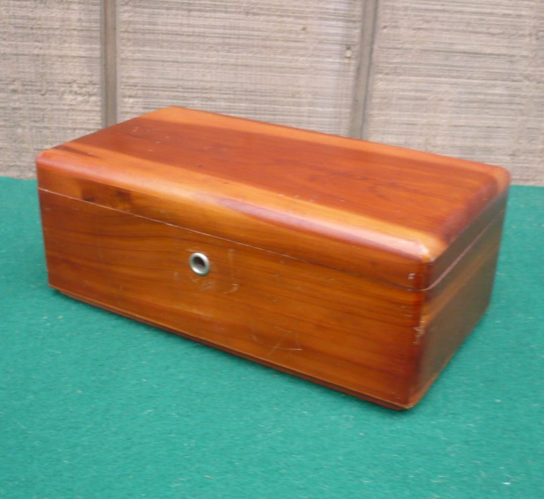 Vintage LANE Cedar Box - Etsy