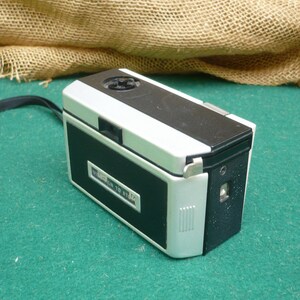 KODAK Instamatic 104 Camera-untested - Etsy