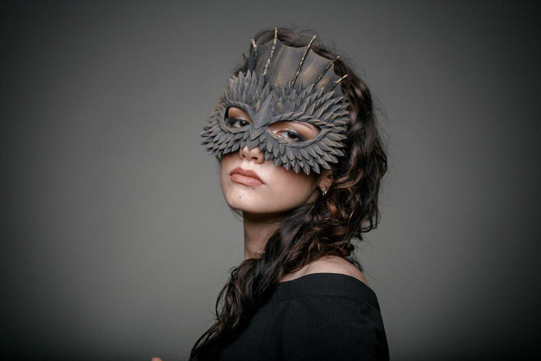 Masquerade Mask Black With Gold Tint Dragon for Halloween Party for ...