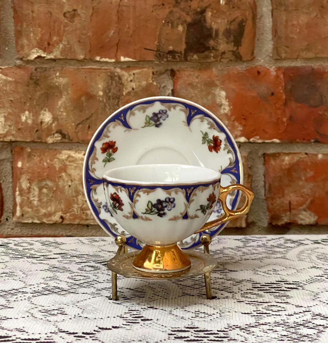 Vintage Capodimonte Italy Miniature Cup & Saucer - Etsy