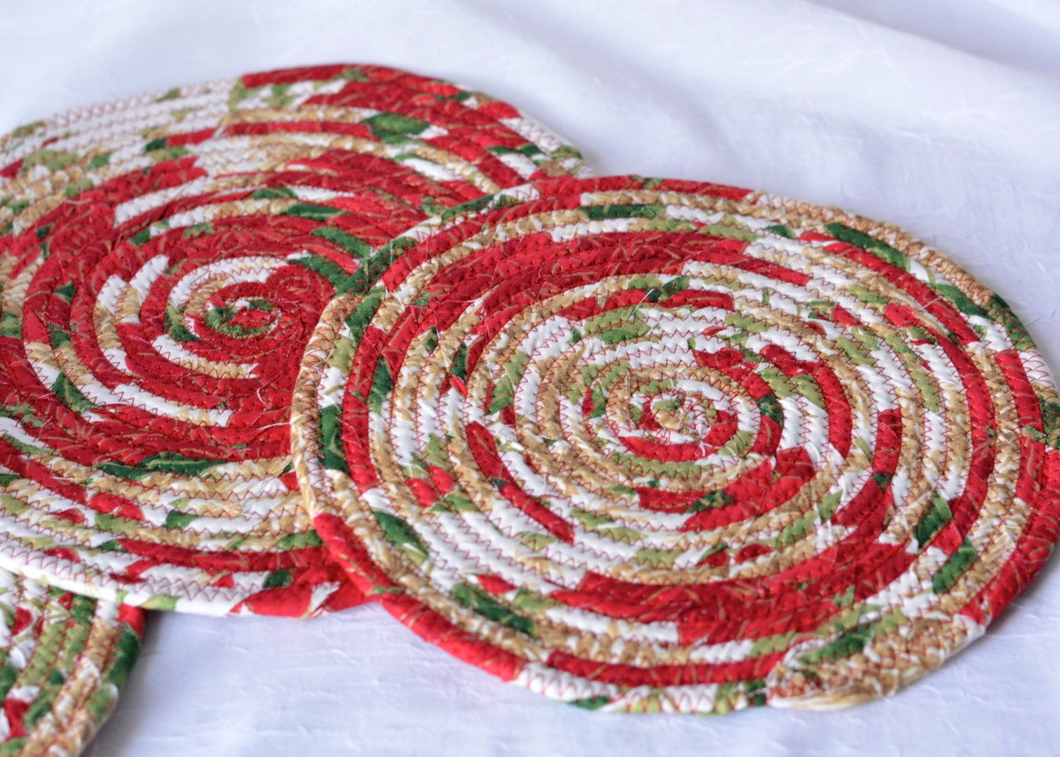 Red Christmas Trivets, 3 Handmade Cotton Hot Pads, Christmas Hostess ...