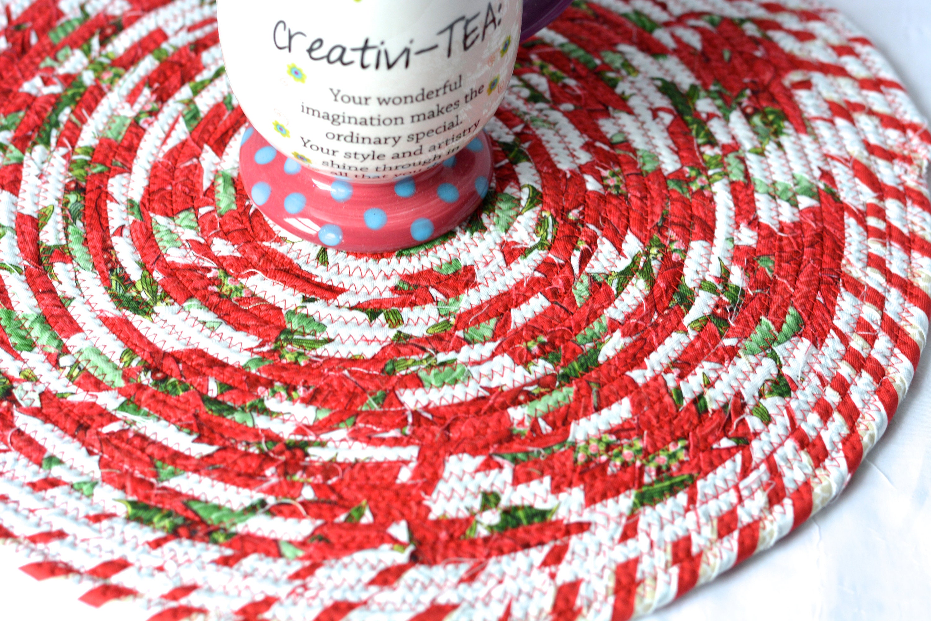 Lovely Red Christmas Trivet, 1 Handmade Place Mat, 14 Quilted Potholder ...