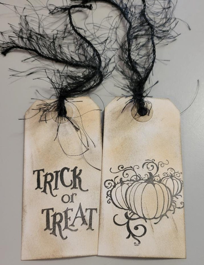 Vintage Style Halloween Gift Tags-little Bit Spooky Vintage Gift Tags ...