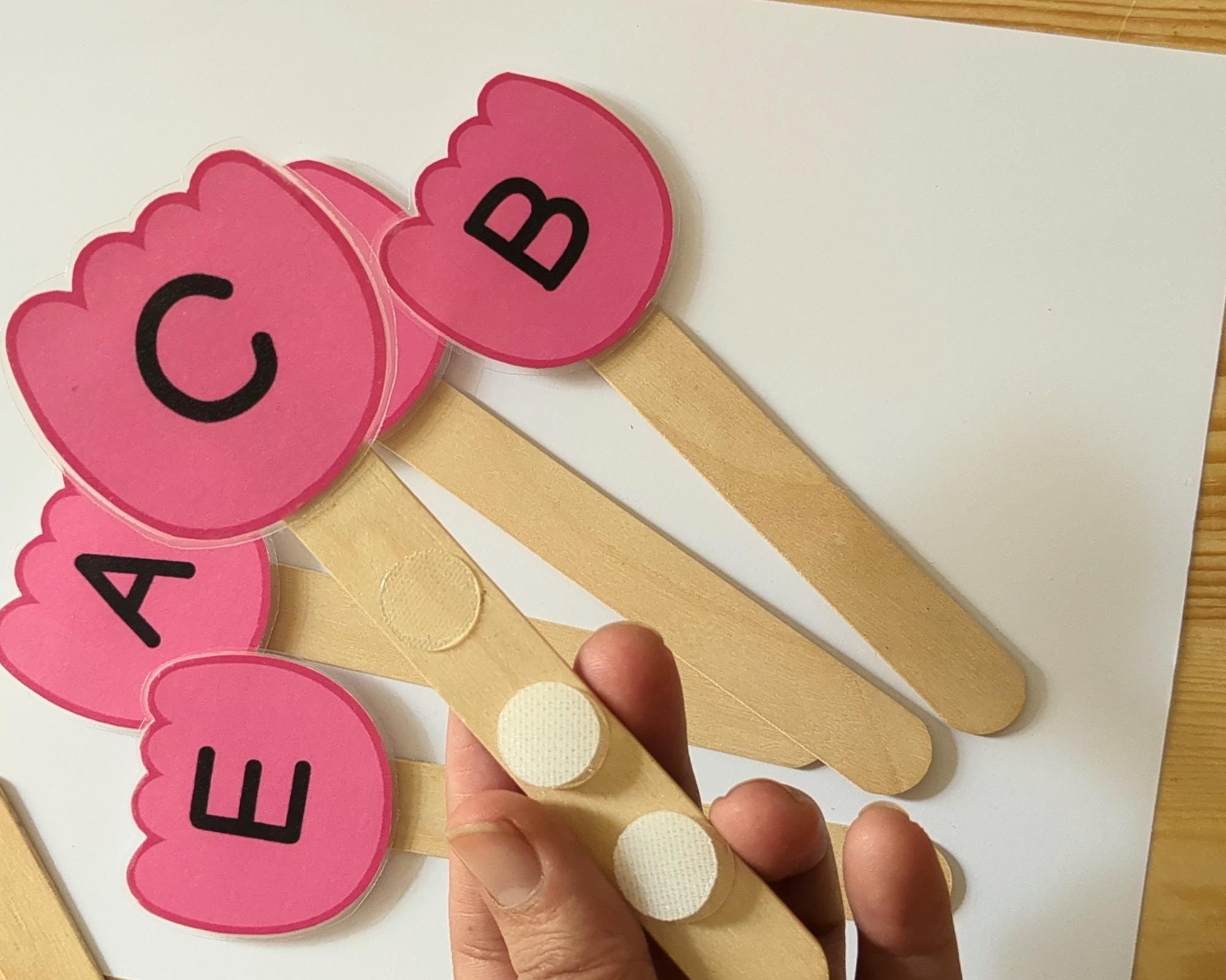 Tulips Alphabet Matching Game: English Letter Learning (printable PDF ...