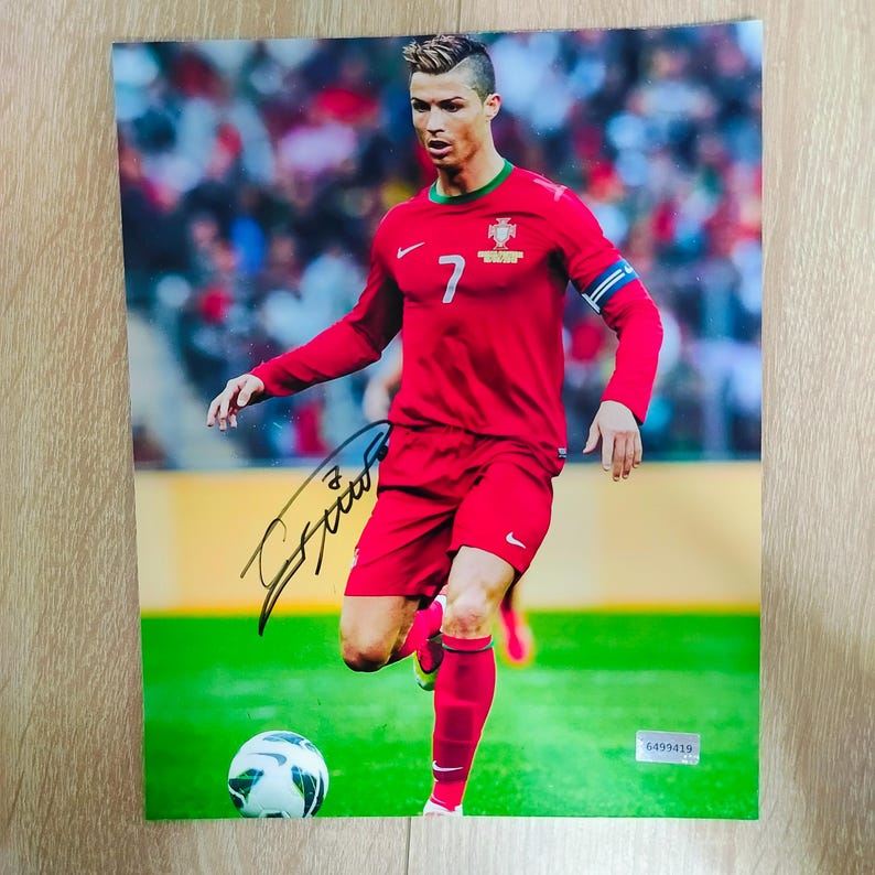 Cristiano Ronaldo Hand-signed 8'x10' Glossy Photo With COA - Etsy