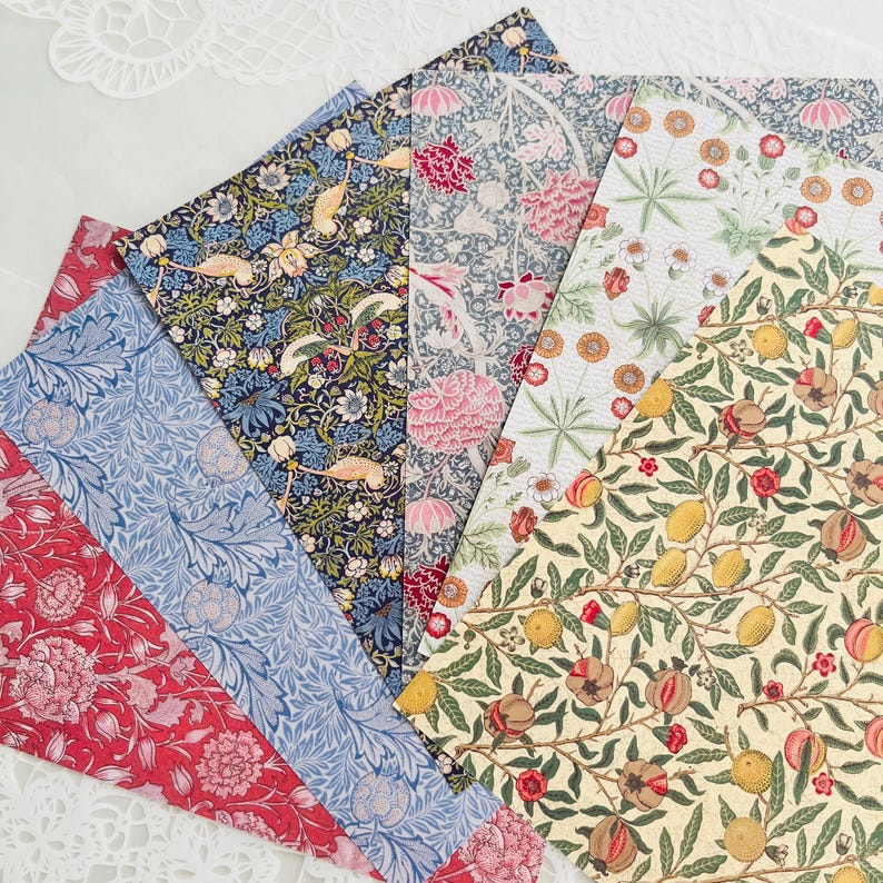 William Morris Letter Set: Floral Stationery With Tracing Paper ...