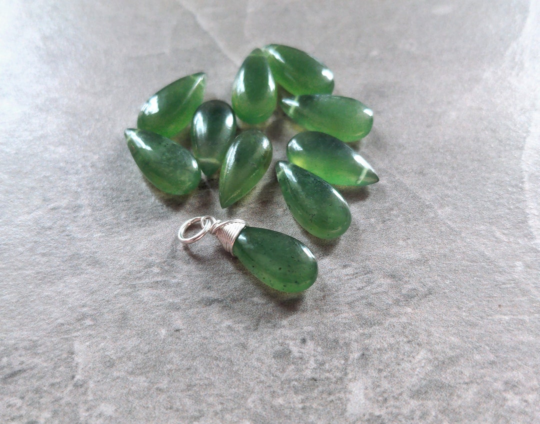 Dark Green Williamsite Serpentine Pendant - Wire Wrapped Crystal ...