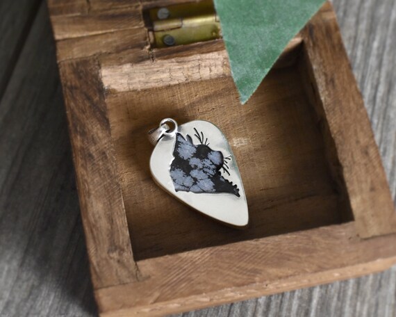 Snowflake Obsidian Black & White Cat Themed Modern - Etsy