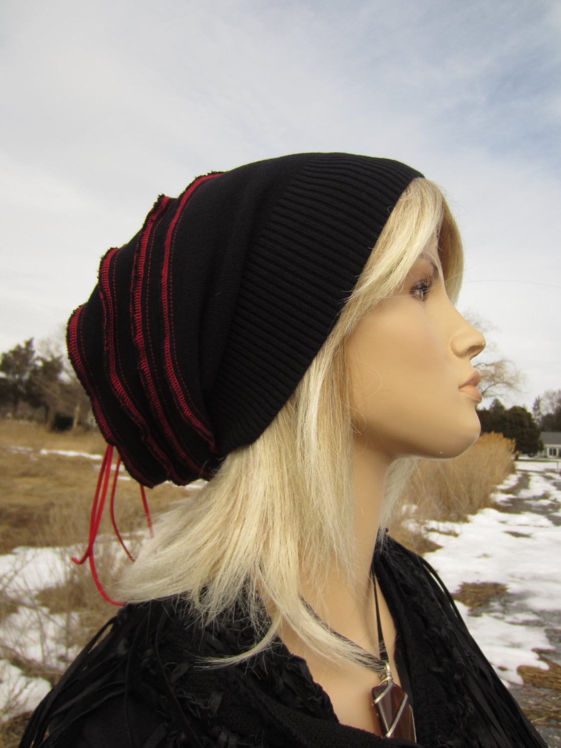 Black / Red Edgy Slouch Beanies Hats Rose Back Tam Cotton - Etsy Sweden