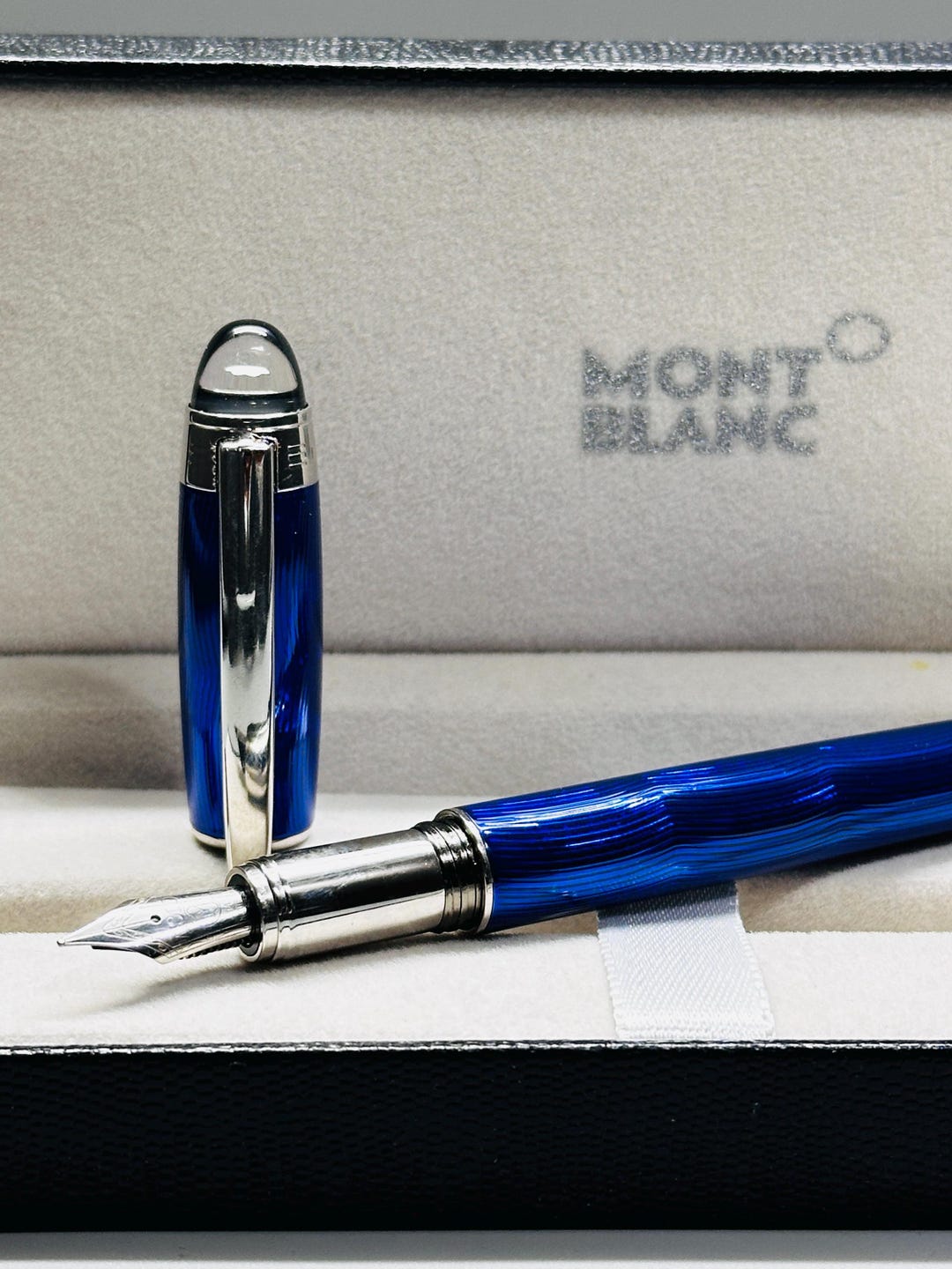 Pre-owned Montblanc Meisterstück Fountain Pen – Genuine Swiss Luxury ...