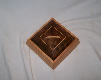 Fiddle Back Maple with Walnut inlay 4x8 Box Hand Maid Keepsake | Etsy