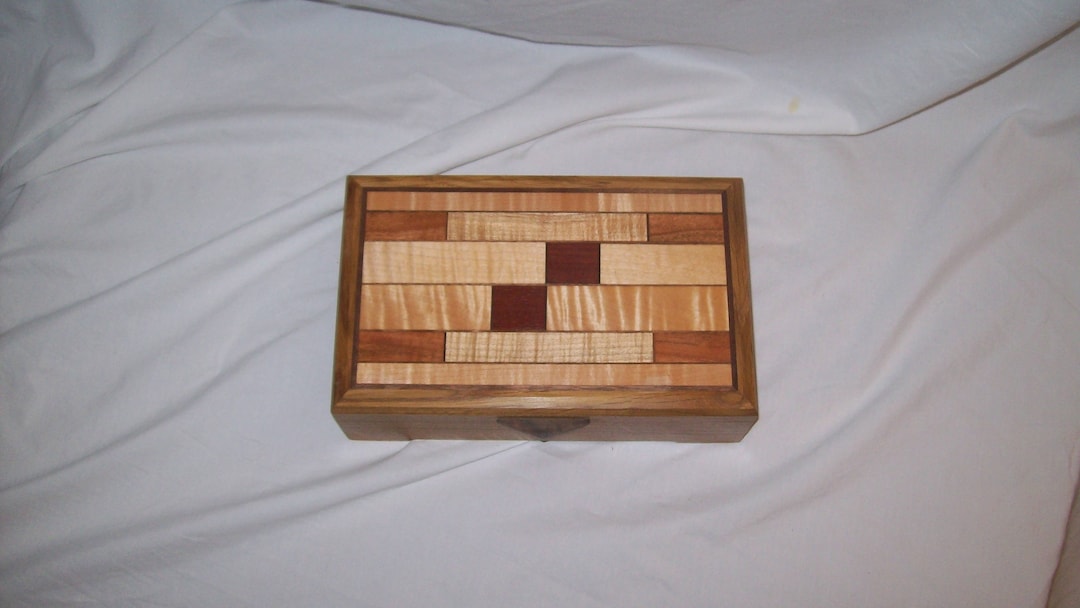 Stained Glass-pattern-box-wood-oak in the Art and Crafts Style 10''x6 1 ...