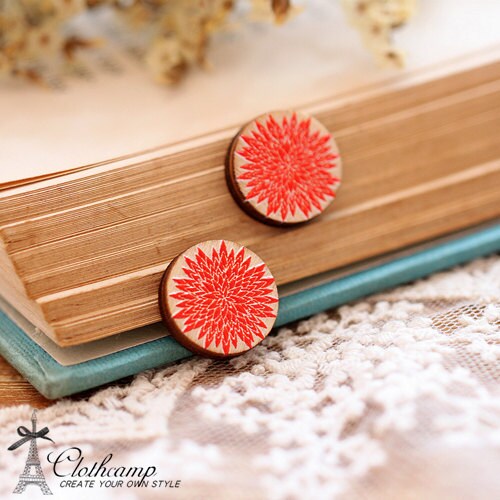 20% off NEW Unique 3D Embossed Face Lips 16mm Round Handmade - Etsy