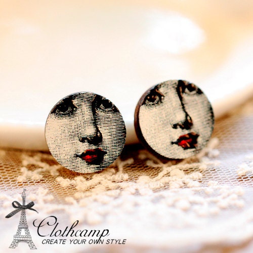 20% off NEW Unique 3D Embossed Face Lips 16mm Round Handmade | Etsy