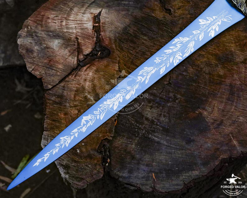 Moonlight Greatsword Replica: Hand-forged High Carbon Steel With ...