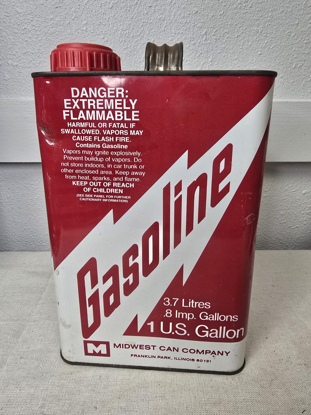 Vintage 1-gallon Gasoline Can From the Midwest Can Company - Etsy