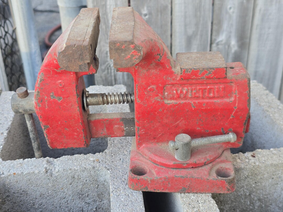 Wilton Bench Vise, Red Heavy Metal Swivel, 4" USA Made - Etsy