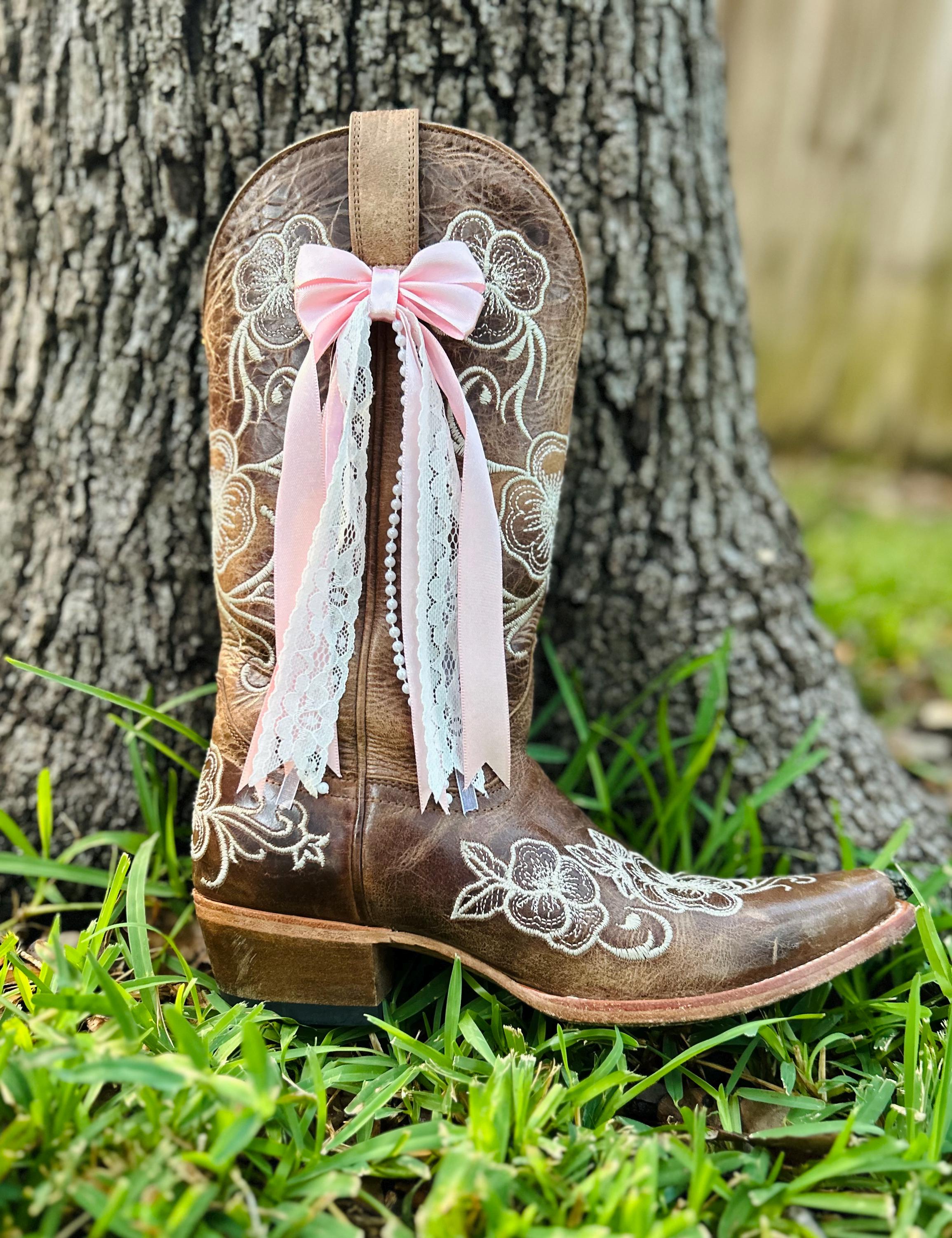 Light Pink Boot Bows, Western Cowgirl Accessory, College Gameday Bows ...