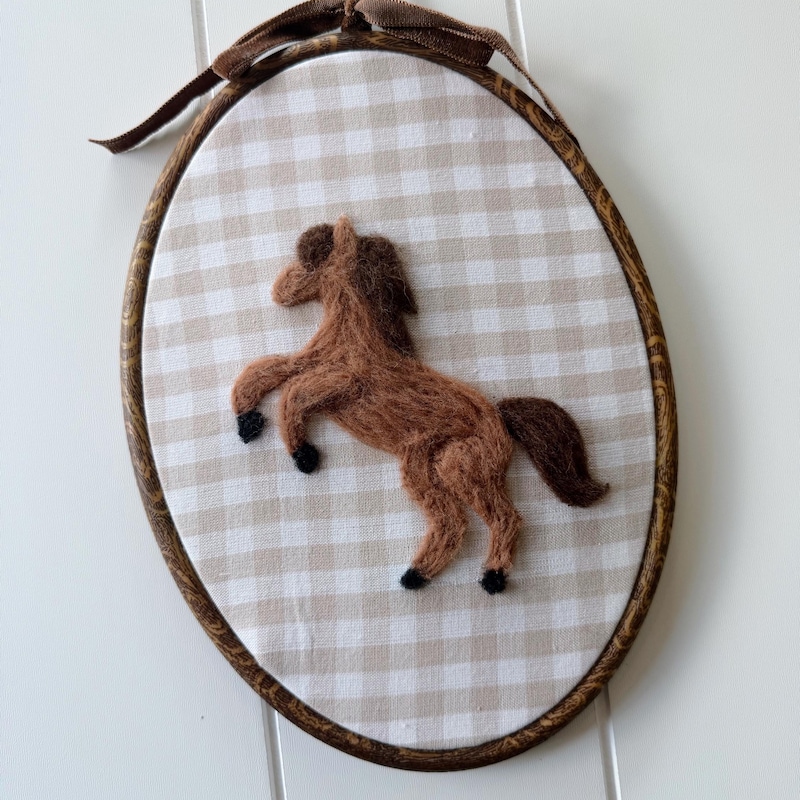 Horse Pennant Nursery - Etsy