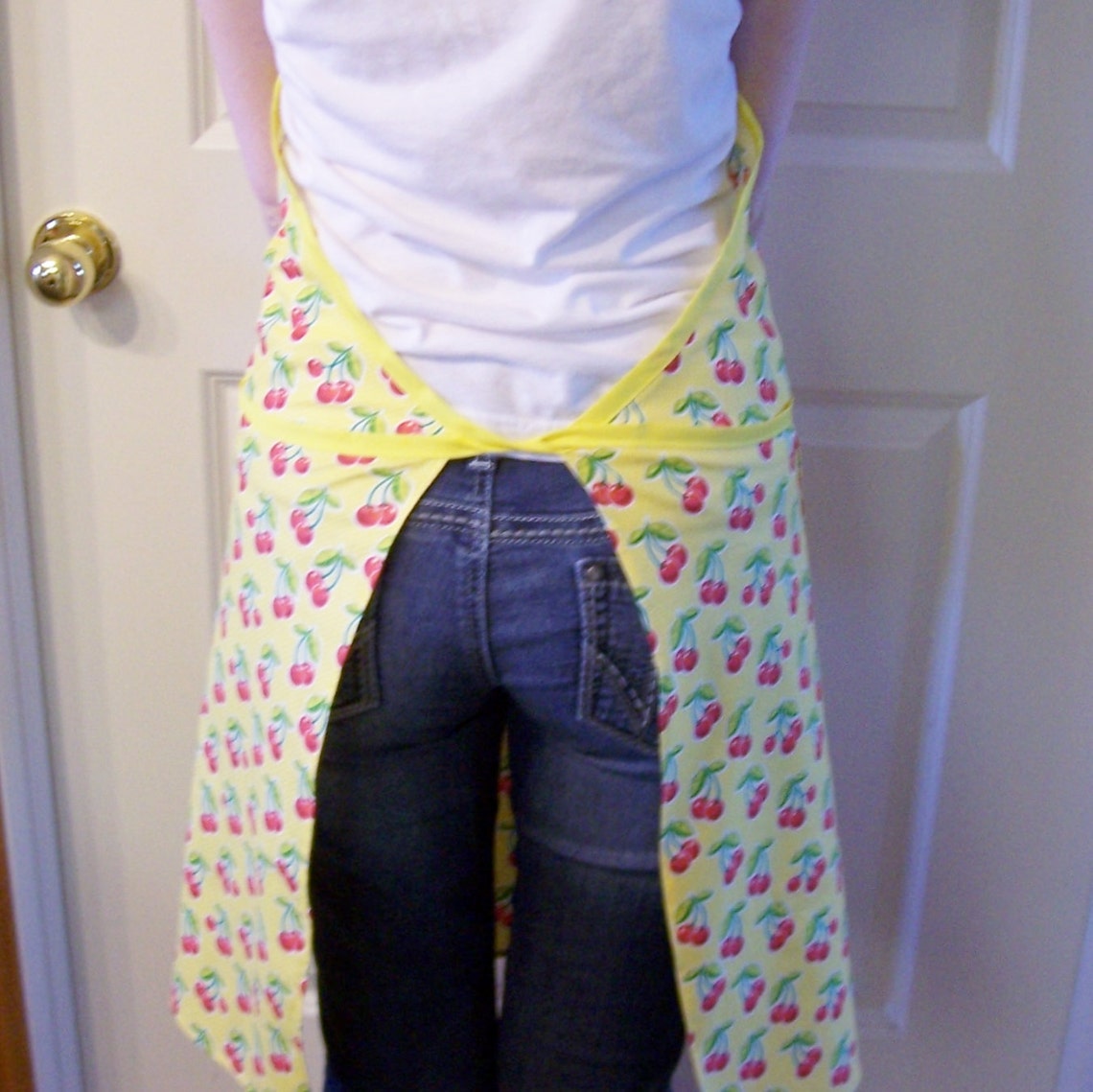 Womens Full Apron in Yellow with Cherries Butcher Apron | Etsy