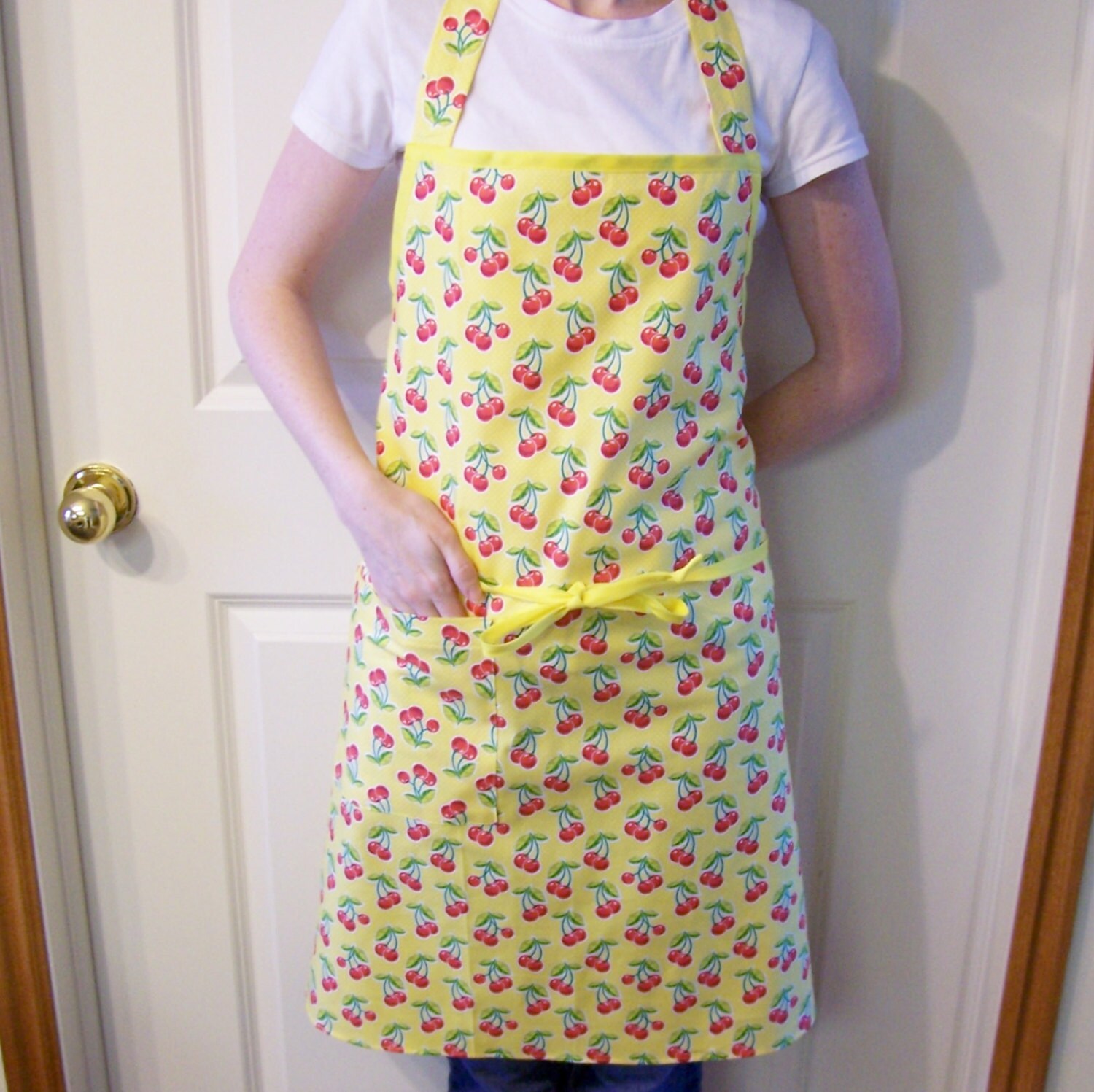 Womens Full Apron in Yellow With Cherries Butcher Apron - Etsy