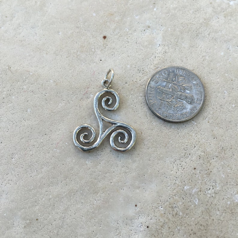 Sterling Silver Celtic Triskellion Pendant, 20 X 26 Mm - Etsy