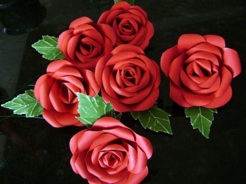 Bouquet of 6 Long Stemmed Red Paper Flower Roses With Green - Etsy
