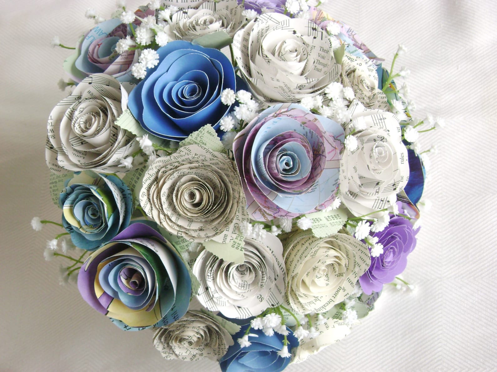 A's Bouquet Spiral Map Atlas Cabbage Roses With Blue - Etsy