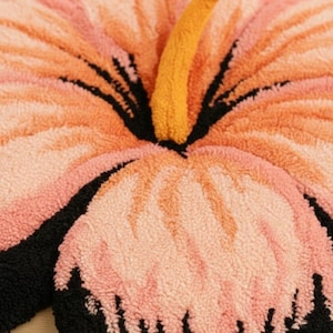 Handmade Pink Hibiscus Flower Shaped Tufted Rug, Cottagecore Bedroom ...