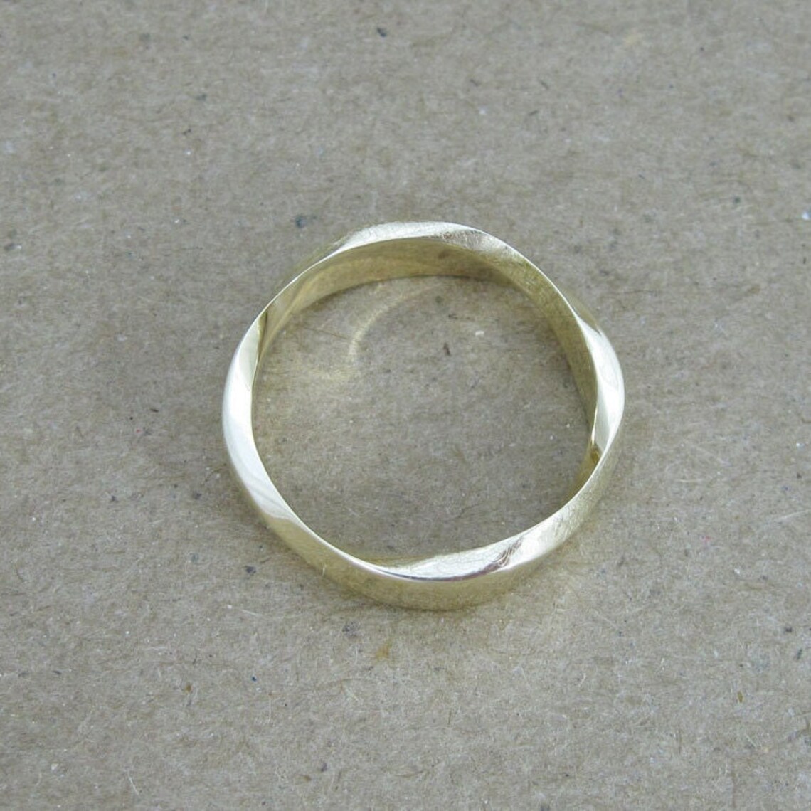 Mobius Wedding Band 5mm Mobius Ring in 14k 18k Gold Mobius - Etsy Ireland