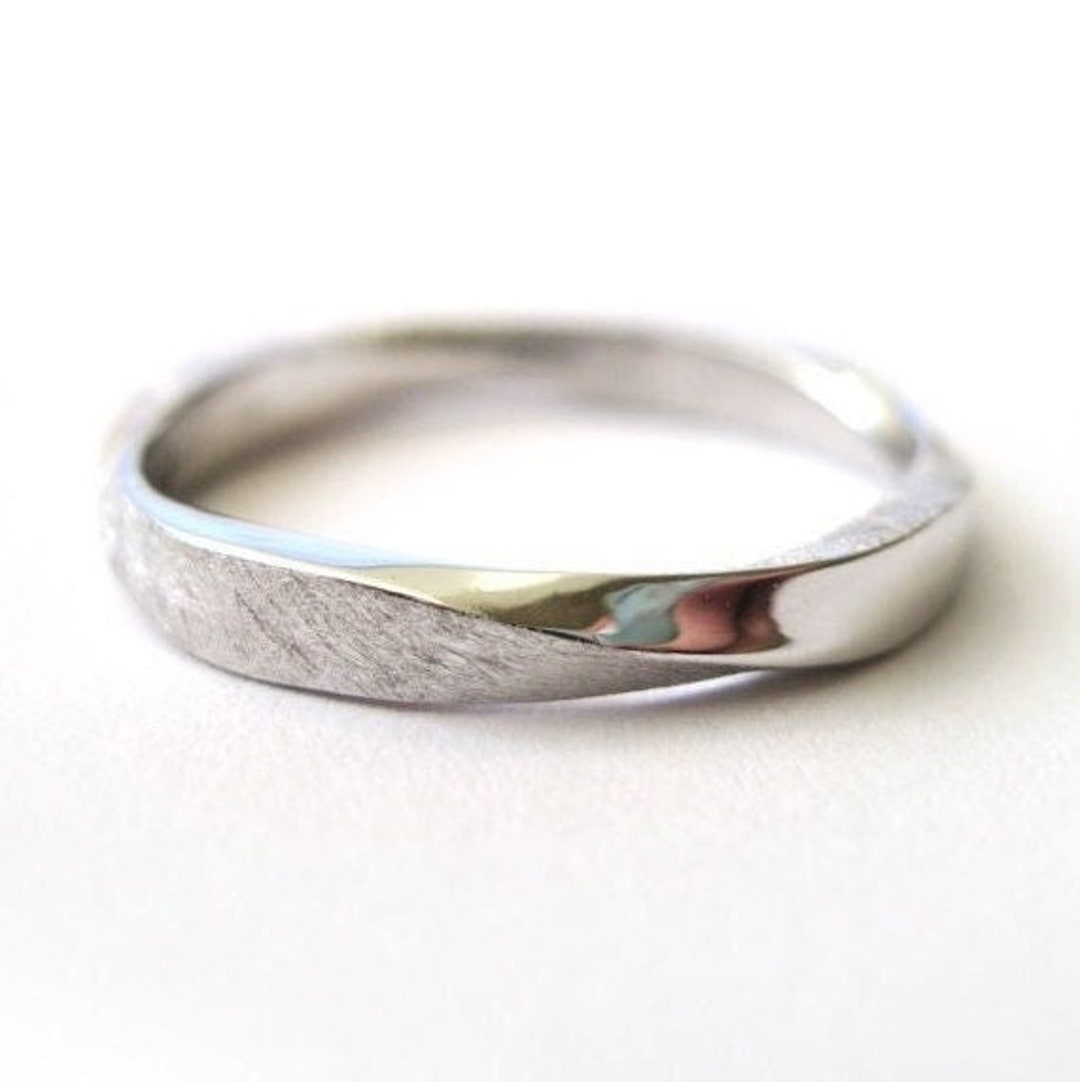 Mobius Wedding Band, Mobius Stacking Gold Ring, Minimalist Ring, 2.7mm ...