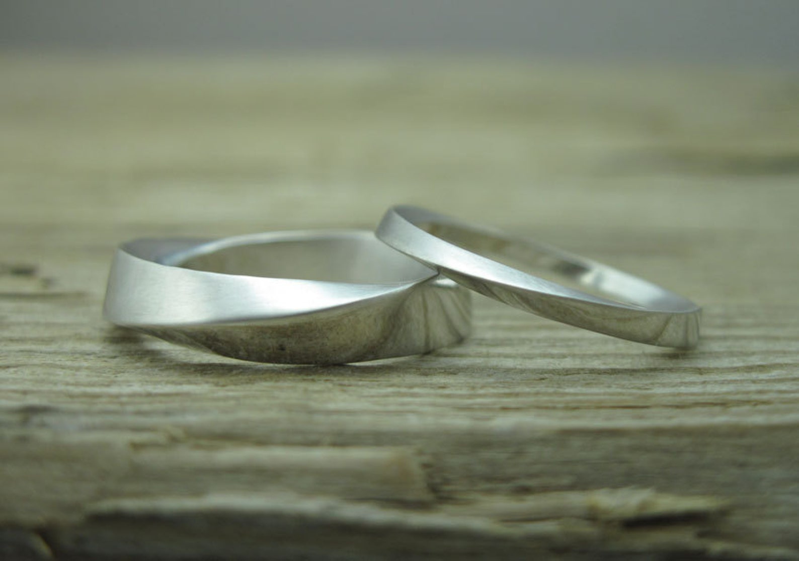 Wedding Band Set Mobius Rings set Mobius Wedding Ring Set | Etsy