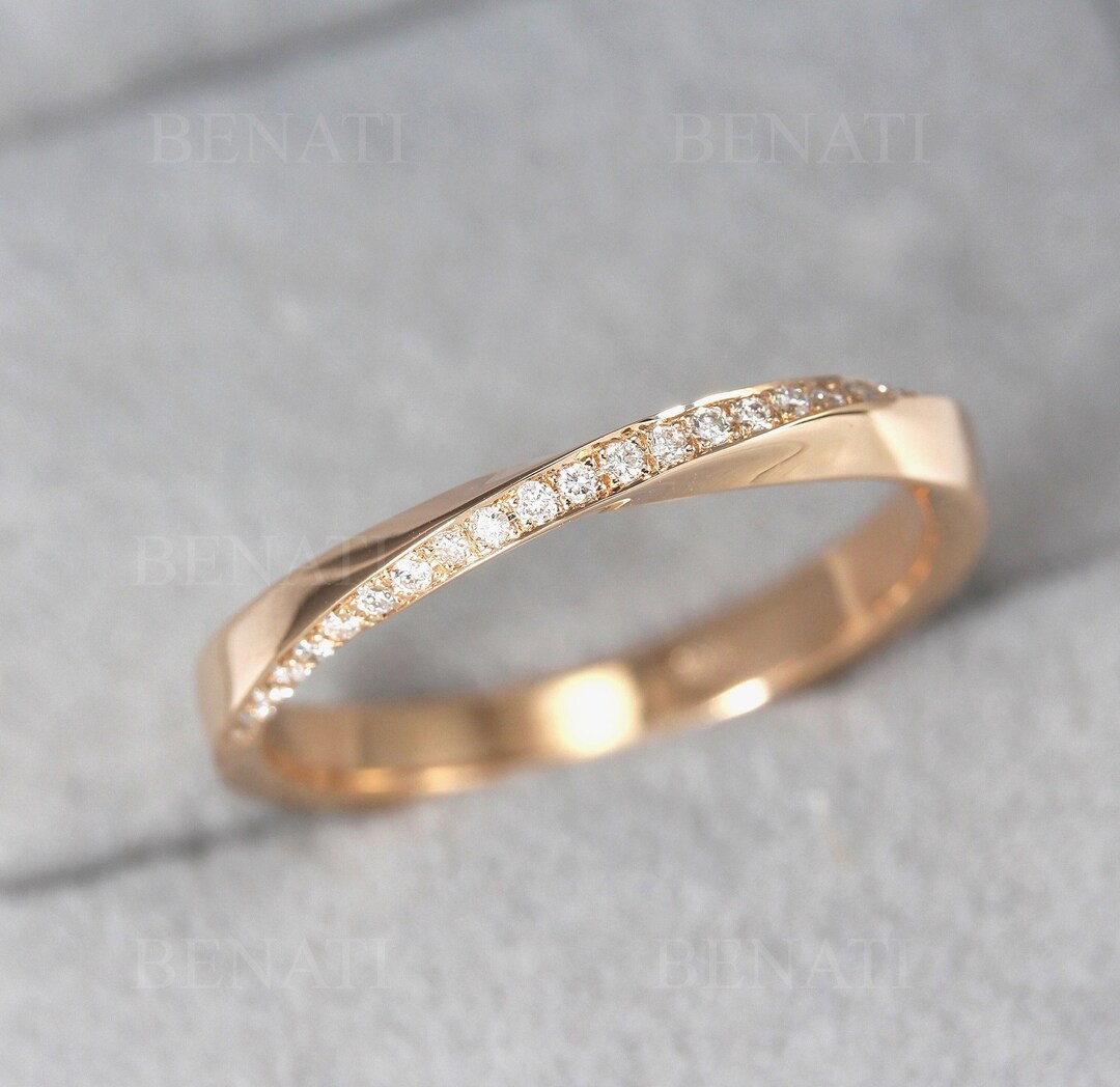 Mobius Diamond Wedding Band: 18k Gold Infinity Ring - Etsy