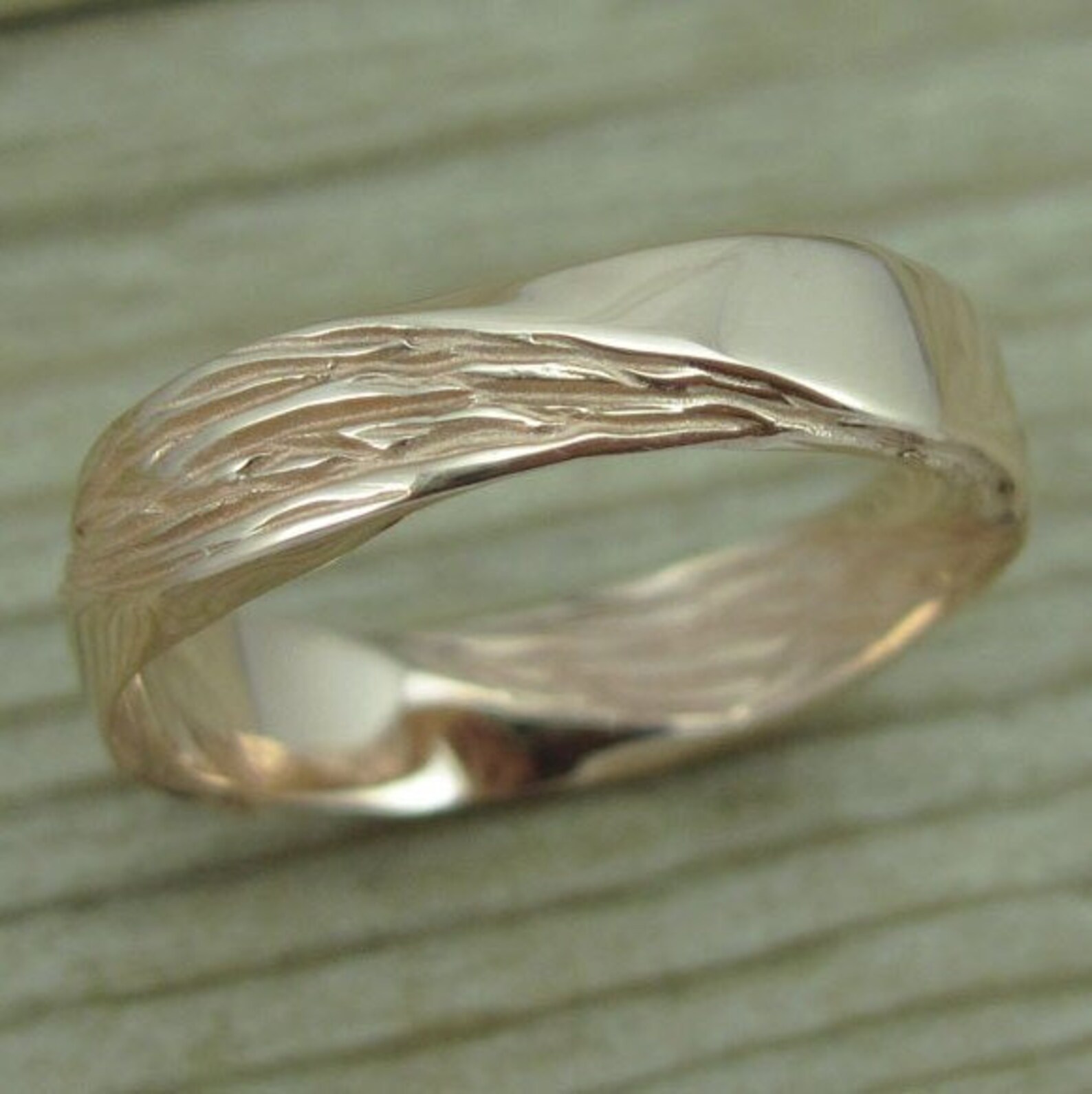 Rose Gold Mobius Wedding Band Mobius Ring in 14k 18k Gold - Etsy