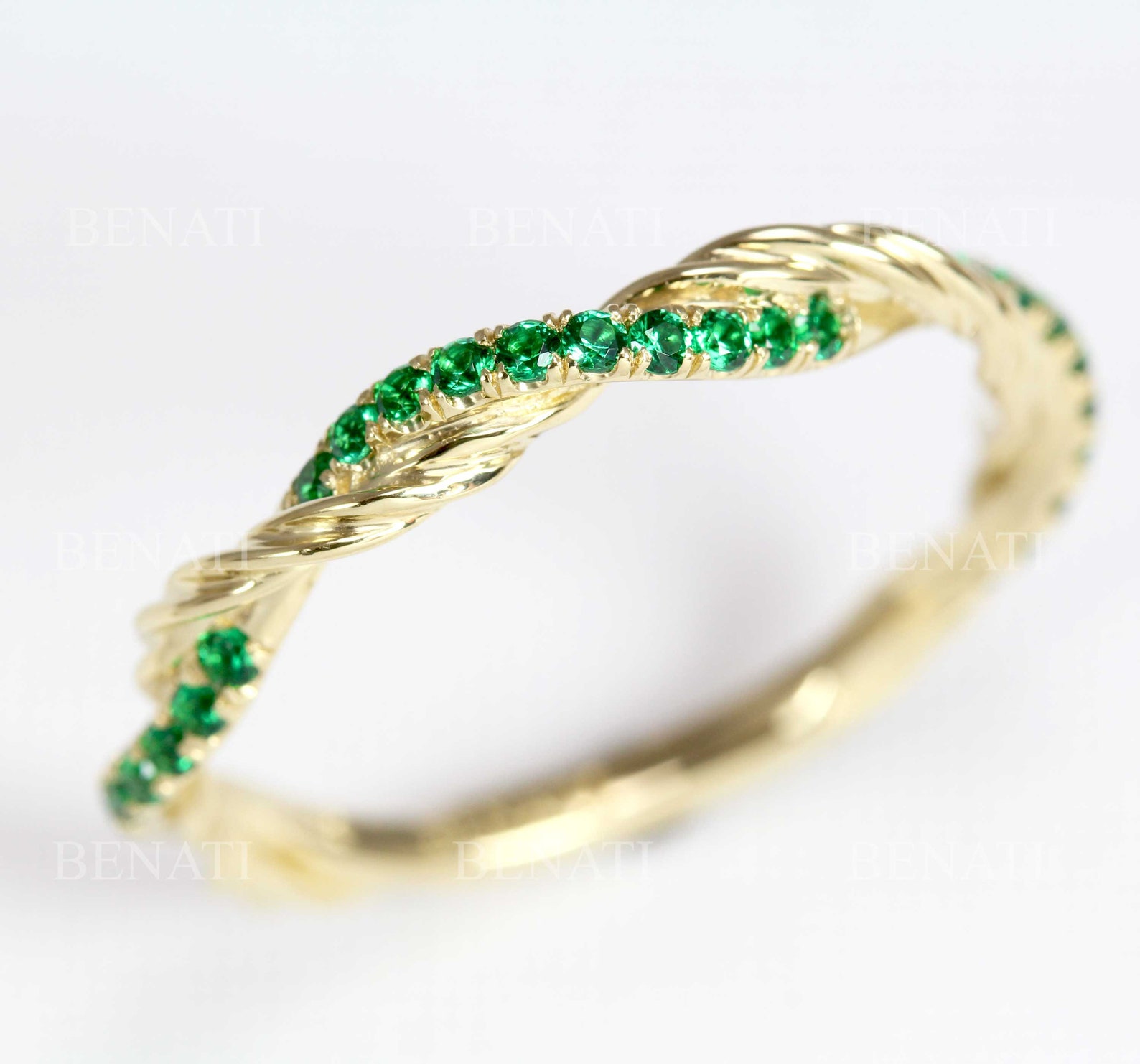 Twisted Emerald Wedding Band: 14k Gold Braided Rope Eternity Ring - Etsy