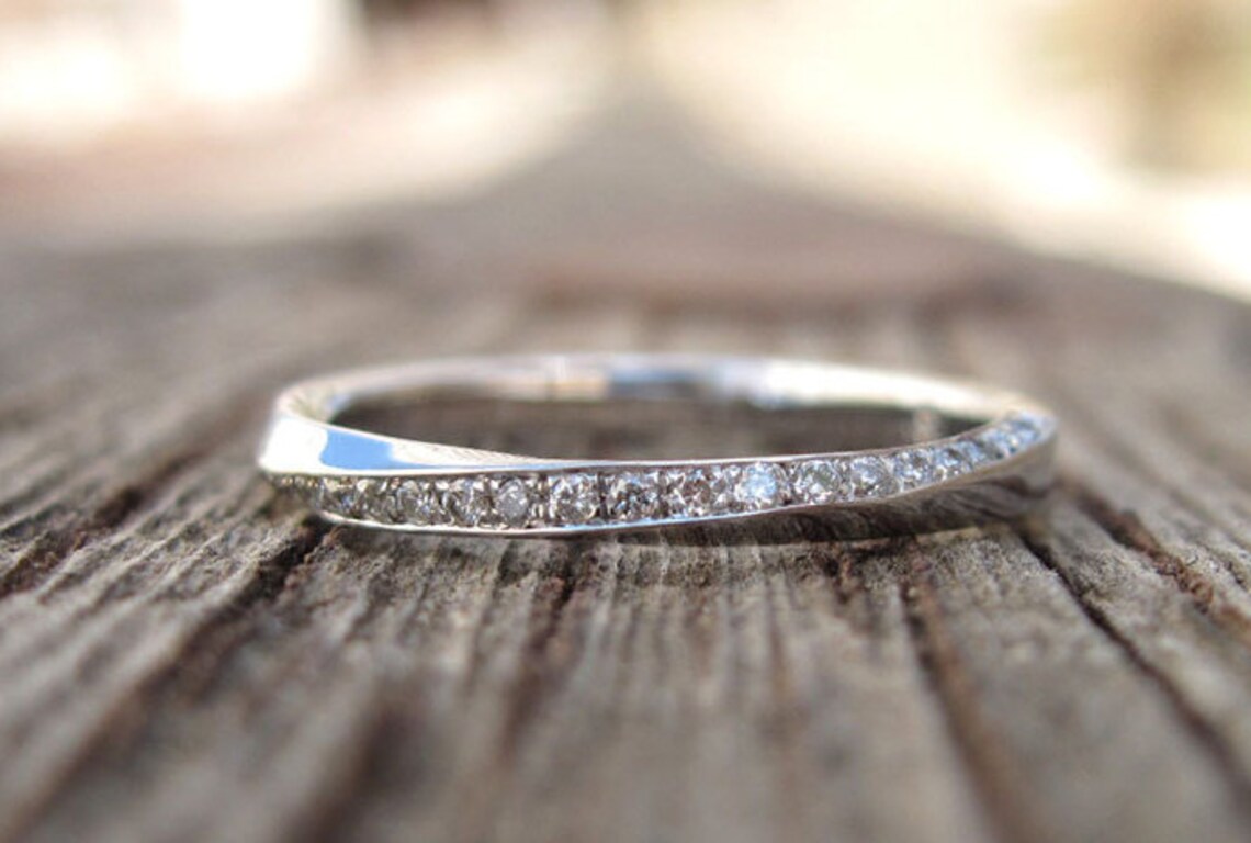 Mobius diamond wedding band 2mm Diamond eternity band Mobius | Etsy