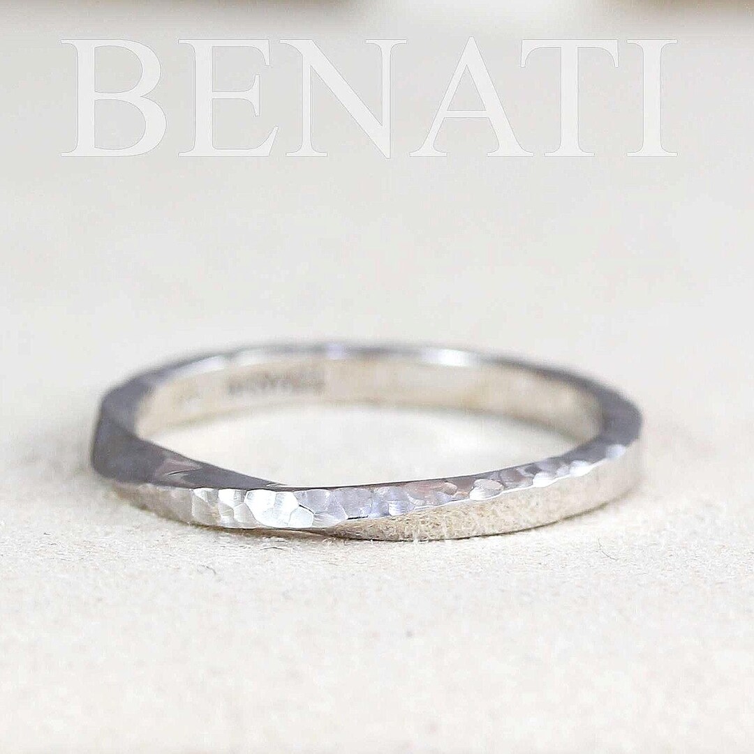 Handcrafted 14K Gold Mobius Wedding Band: Minimalist Twist Ring - Etsy