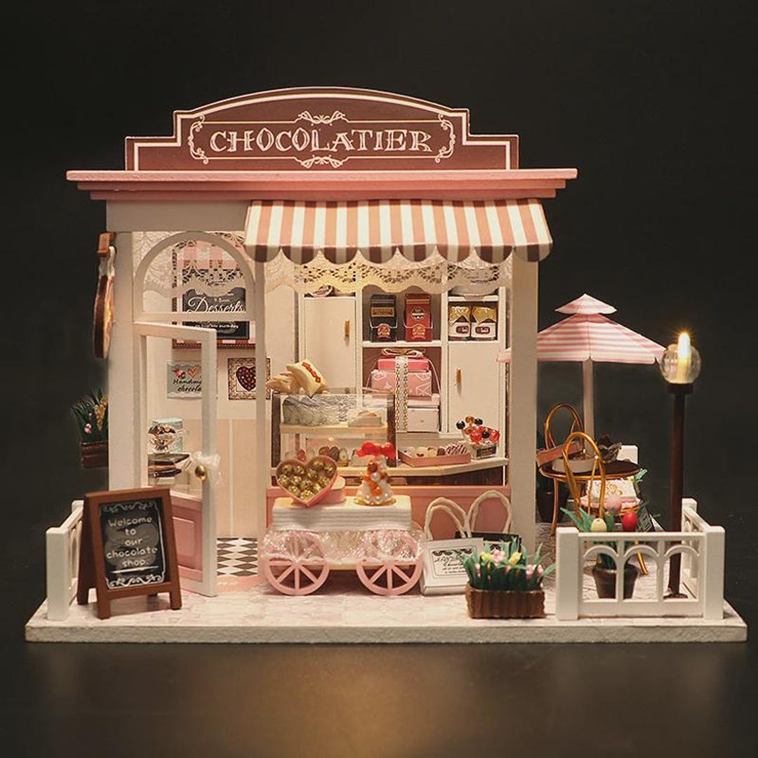 Mini Chocolatier Café Book Nook – DIY 3D Craft Kit With Sweet Treats ...