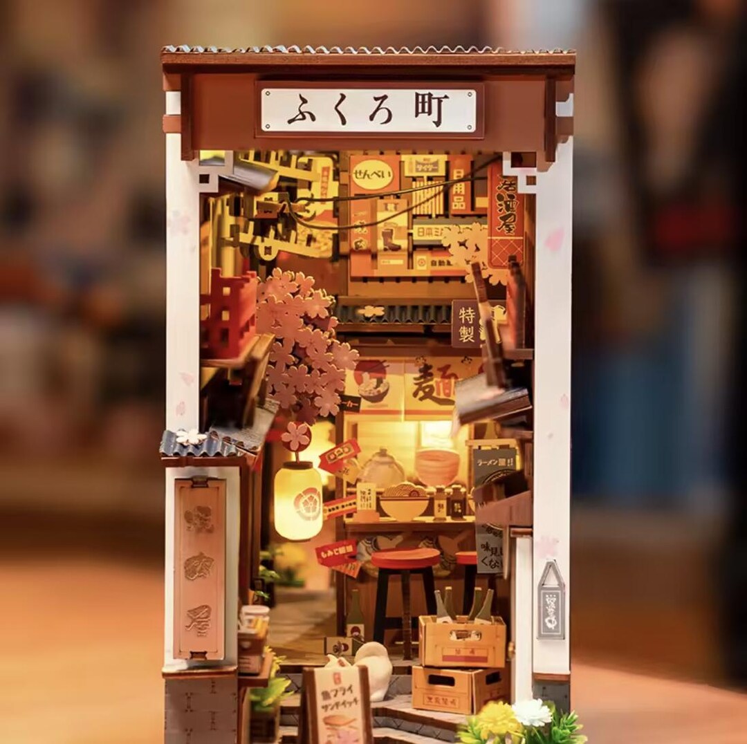 DIY Japanese Book Nook Kit: 3D Sakura Wine Alley Dollhouse Bookend - Etsy