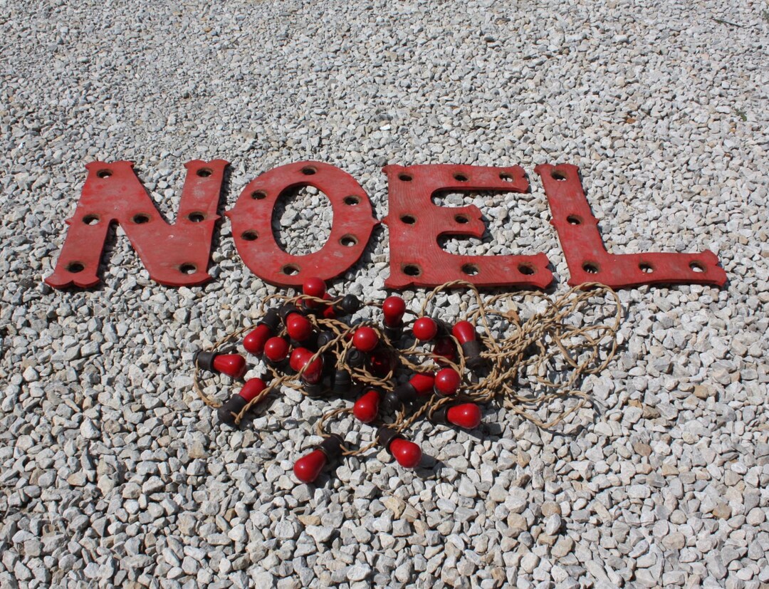 Vintage Christmas Holiday Greetings NOEL Sign Banner Cut Out Red ...