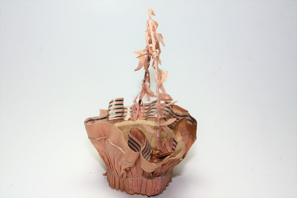 Vintage Easter Pink Peach Crepe Basket Nut Candy Party Cups Party Favor ...