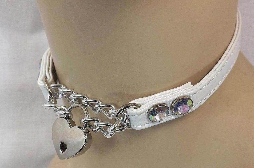 Locking Day Collar Leather Locking Day Collar Heart Lock Rhinestone ...