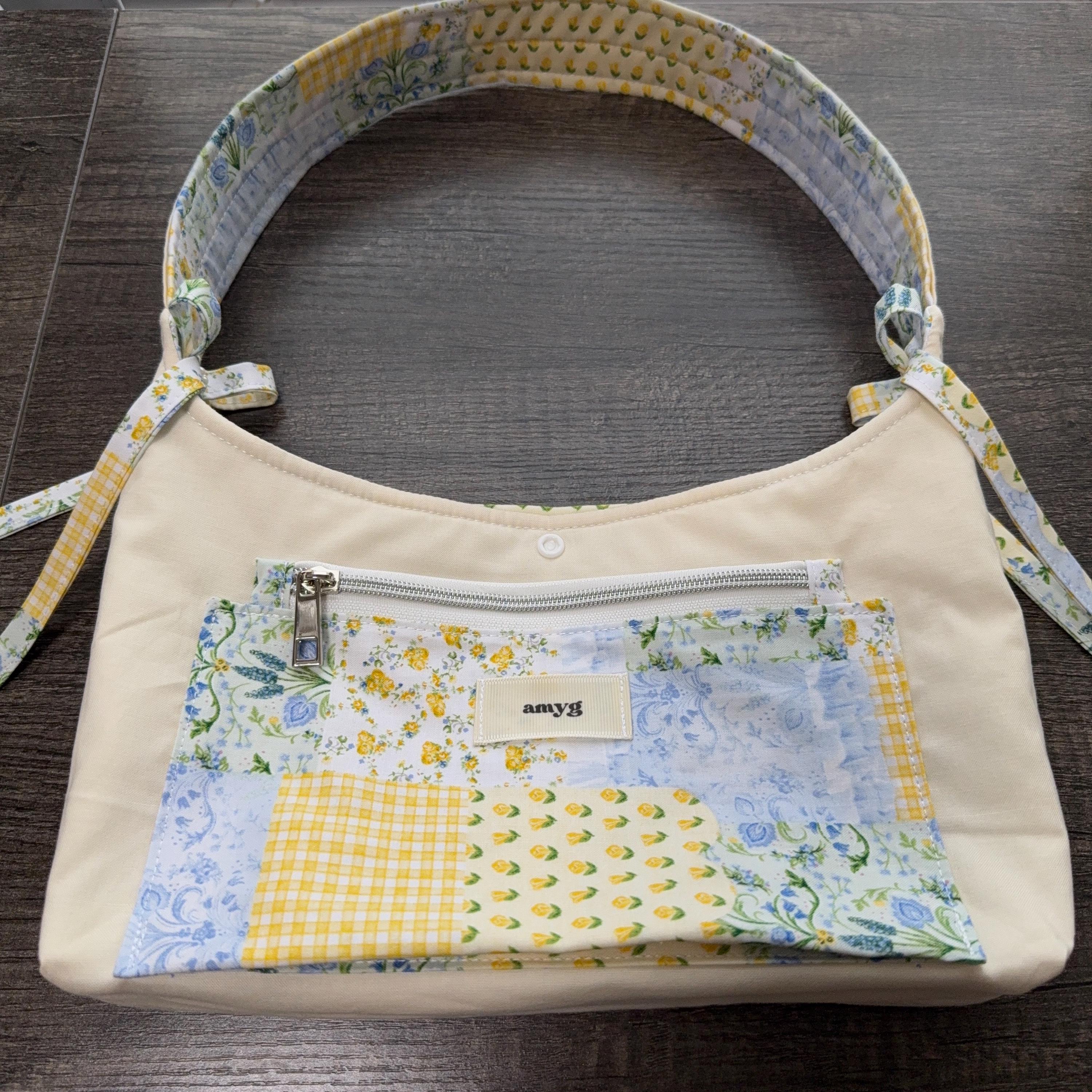 Handmade Quilted Cotton Shoulder Bag: Mini Tote With Zipper Pocket - Etsy