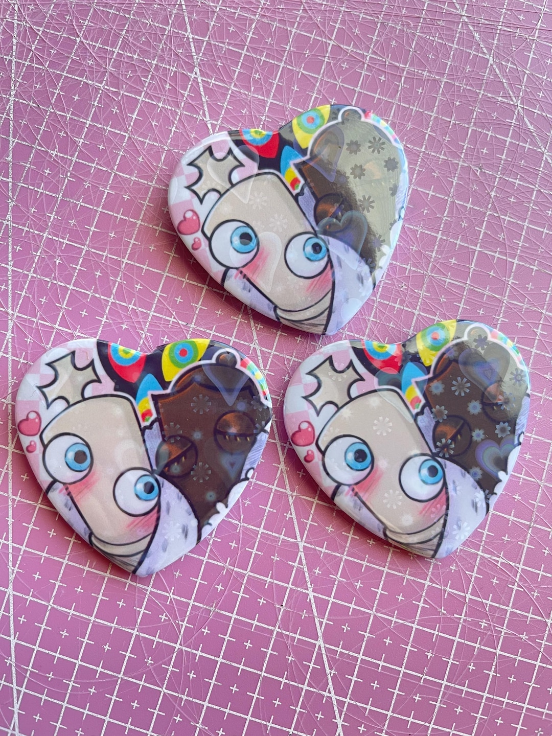 TADC Checkmates | Kinger X Queenie | Heart Holographic Button/badge 2. ...